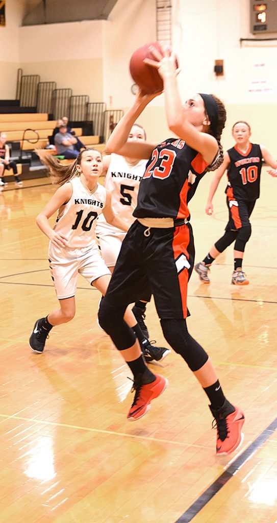 County jr. high teams play in South Holt Tournament - Farmer Publishing