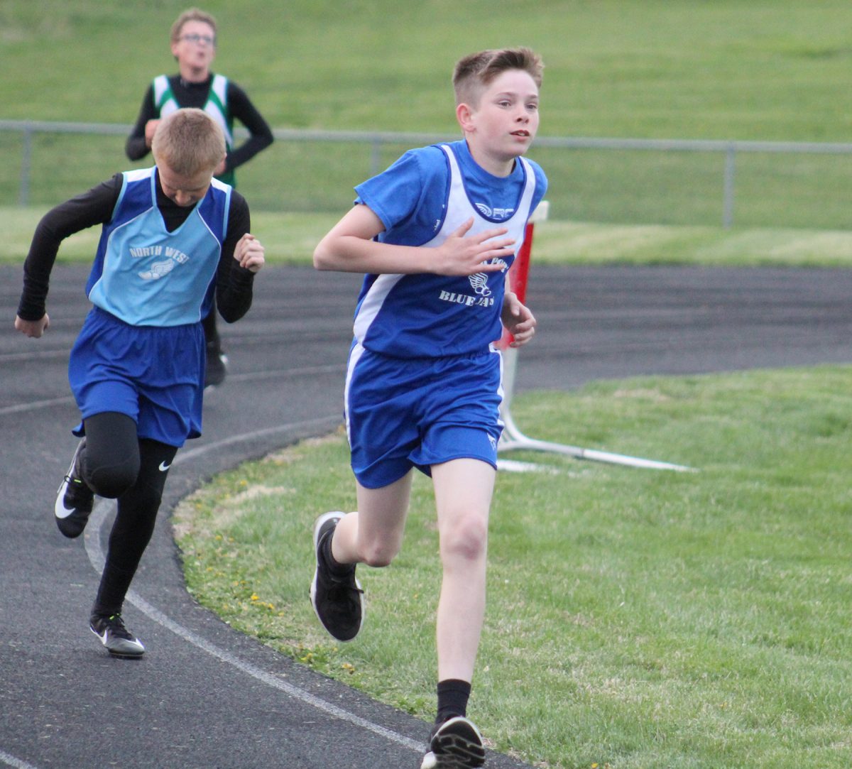 Junior High Indian Relays - Farmer Publishing