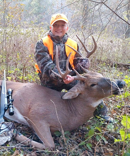 Youth deer hunters - Farmer Publishing