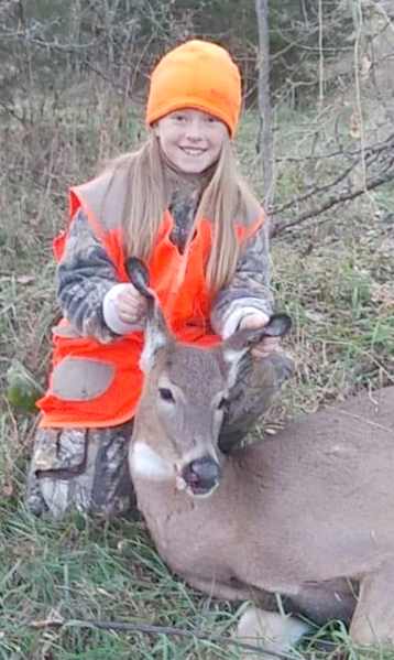 Youth deer hunters - Farmer Publishing