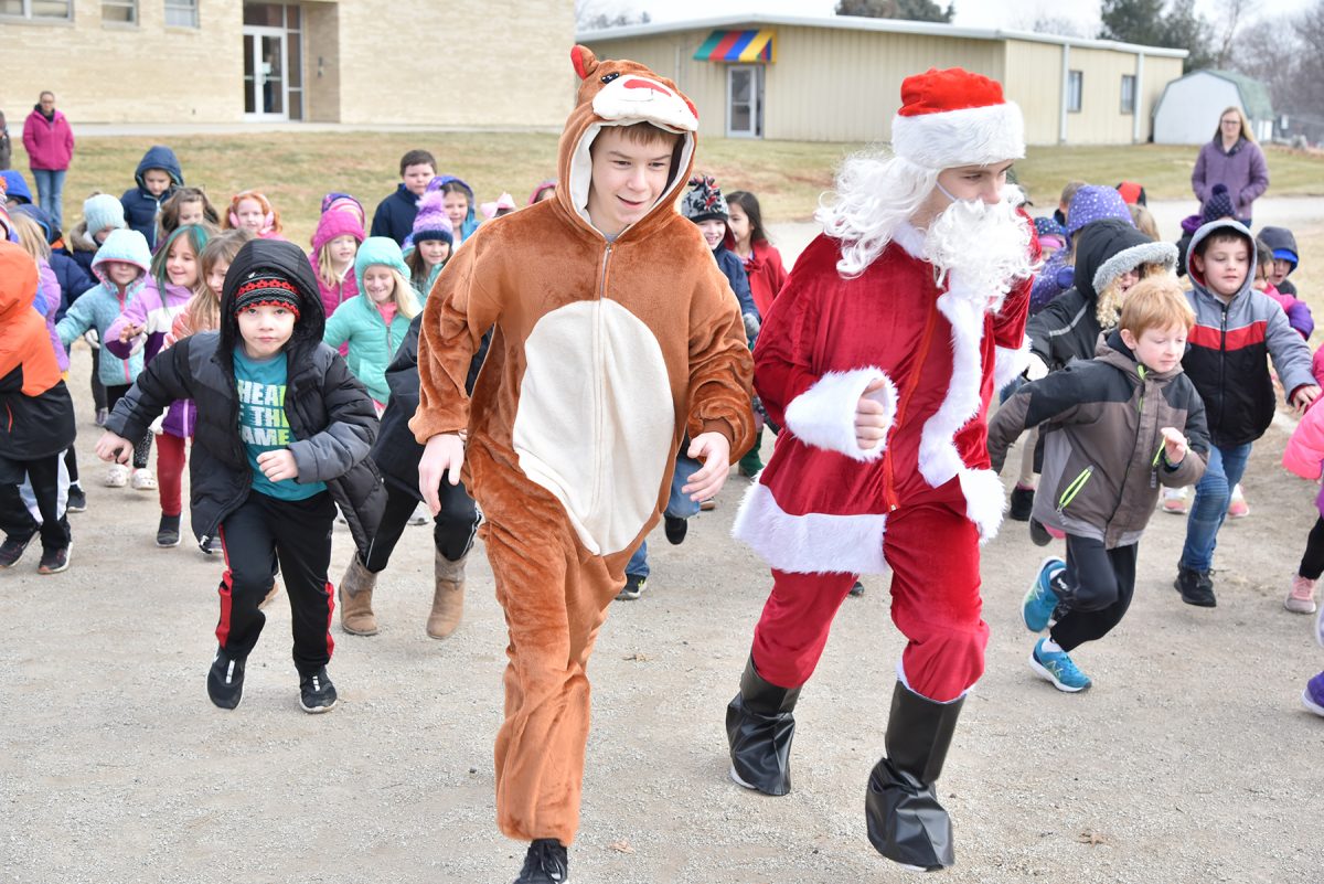 Tarkio Elementary Reindeer Run - Farmer Publishing