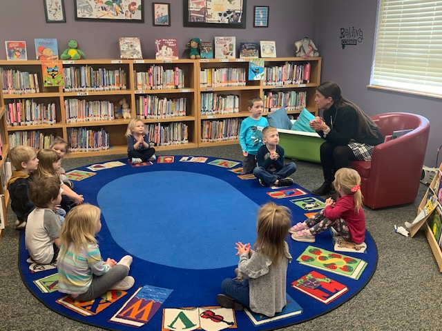 Honey Tree students visit library - Farmer Publishing