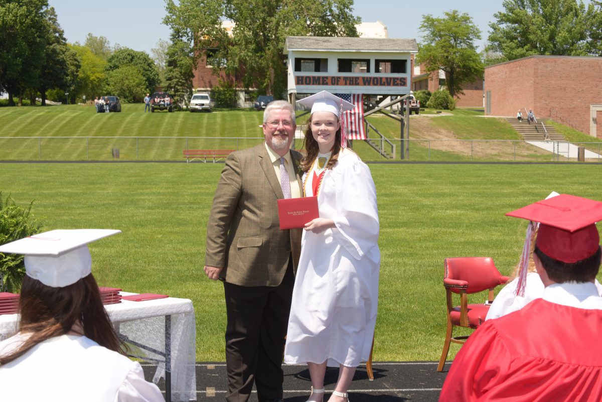 Twenty-one Tarkio High School seniors earn diplomas - Farmer Publishing