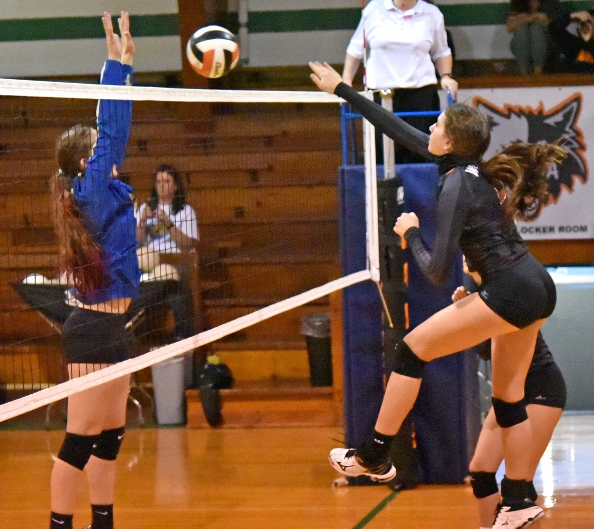 Lady Wolves defeat Union Star at home - Farmer Publishing