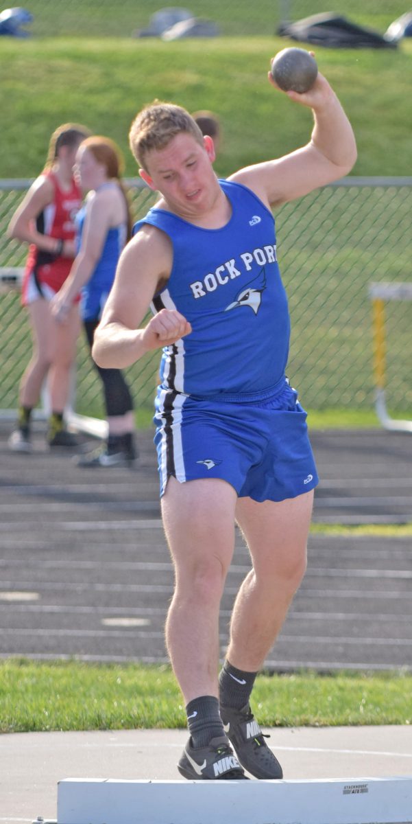 Athletes compete at Panther Relays - Farmer Publishing