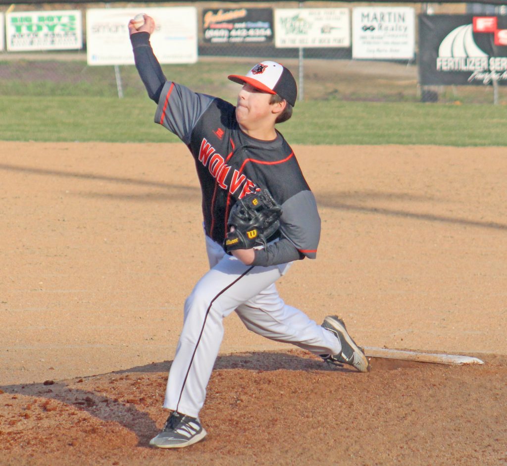 Wolves win big at home - Farmer Publishing