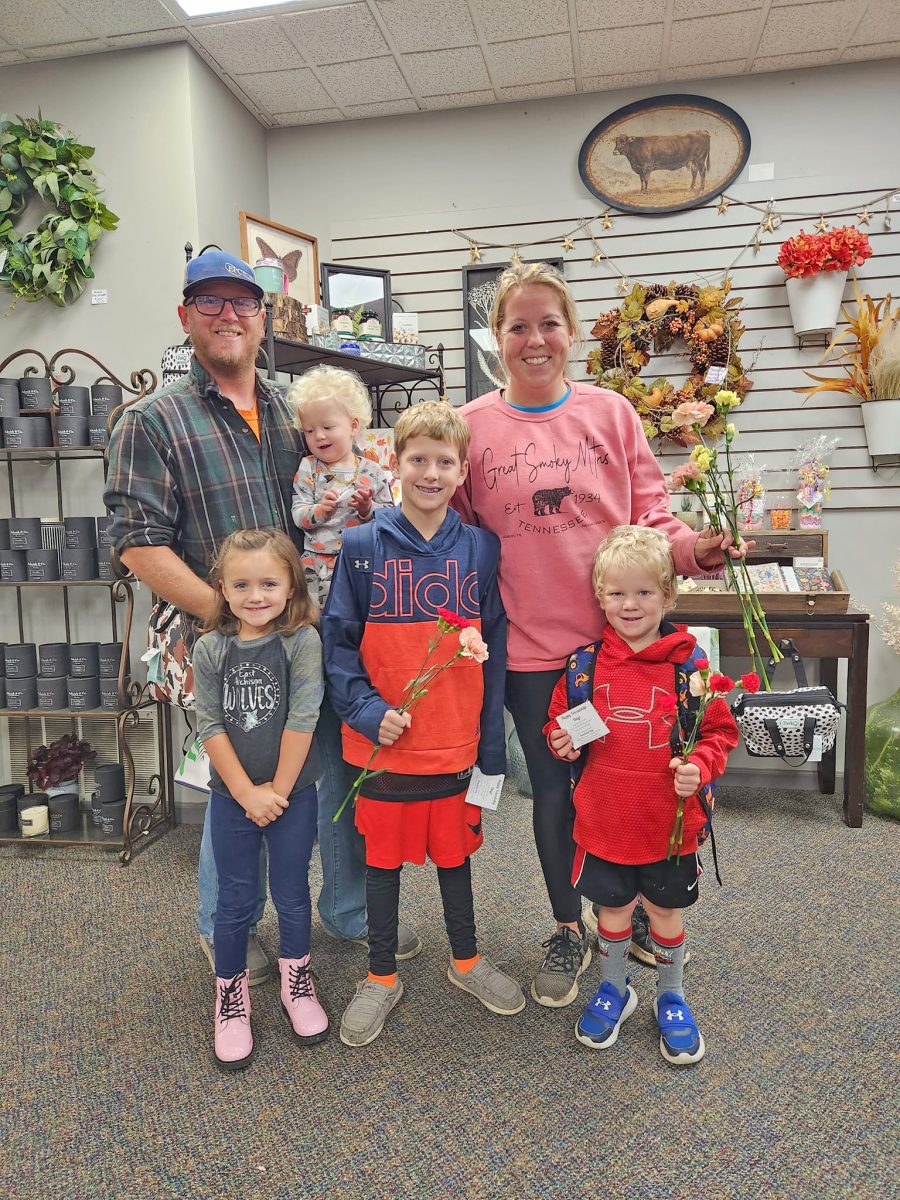 Fun, food, and friendly fellowship at Friendship Day - Farmer Publishing