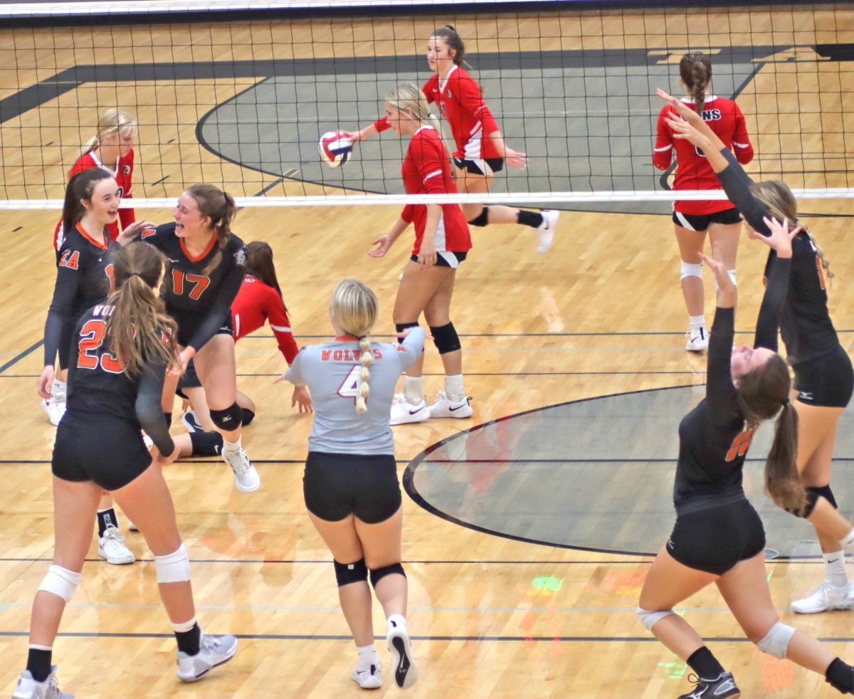 East Atchison volleyball - Farmer Publishing