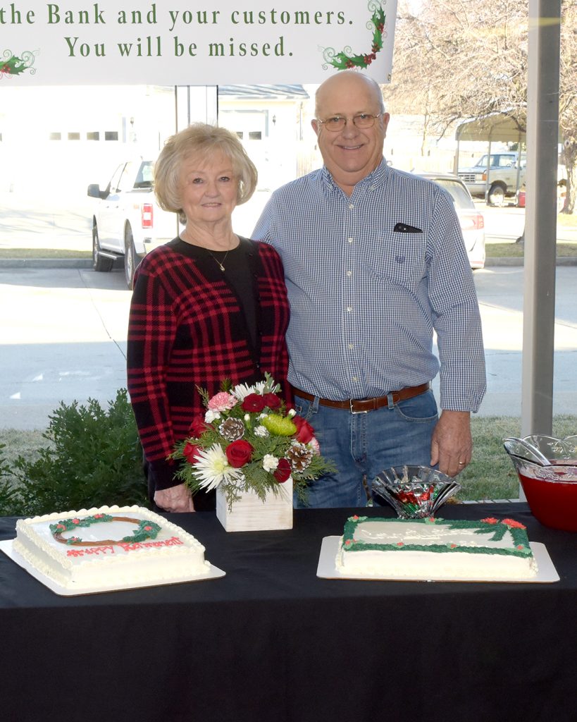 Teresa Gayler honored at reception - Farmer Publishing