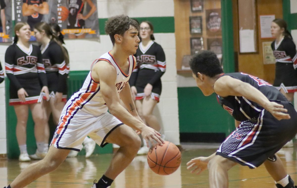 East Atchison Wolves win Fairfax Tournament - Farmer Publishing