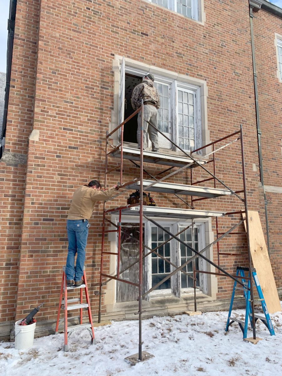 Windows being replaced on Tarkio Tech campus - Farmer Publishing