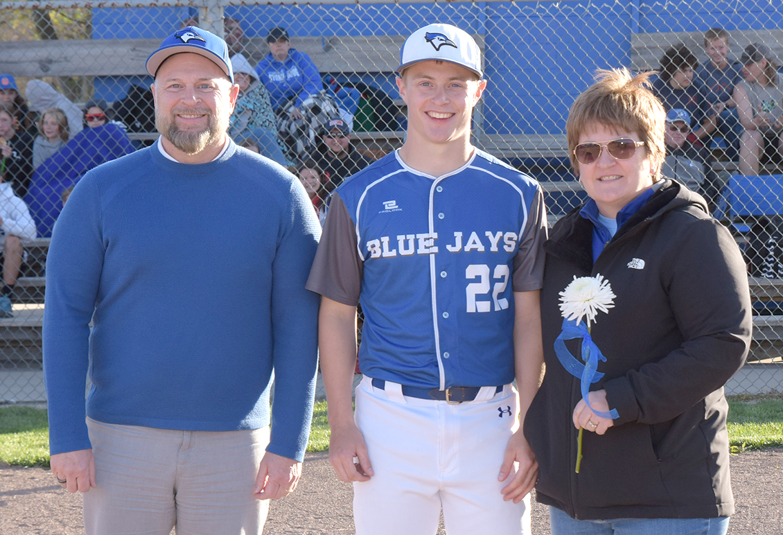 Blue Jays win Senior Night games - Farmer Publishing