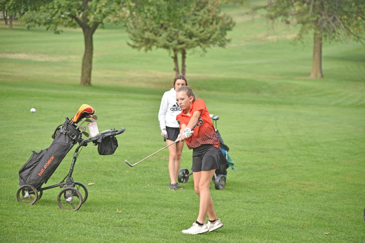 Lady Wolves host golf tournament - Farmer Publishing