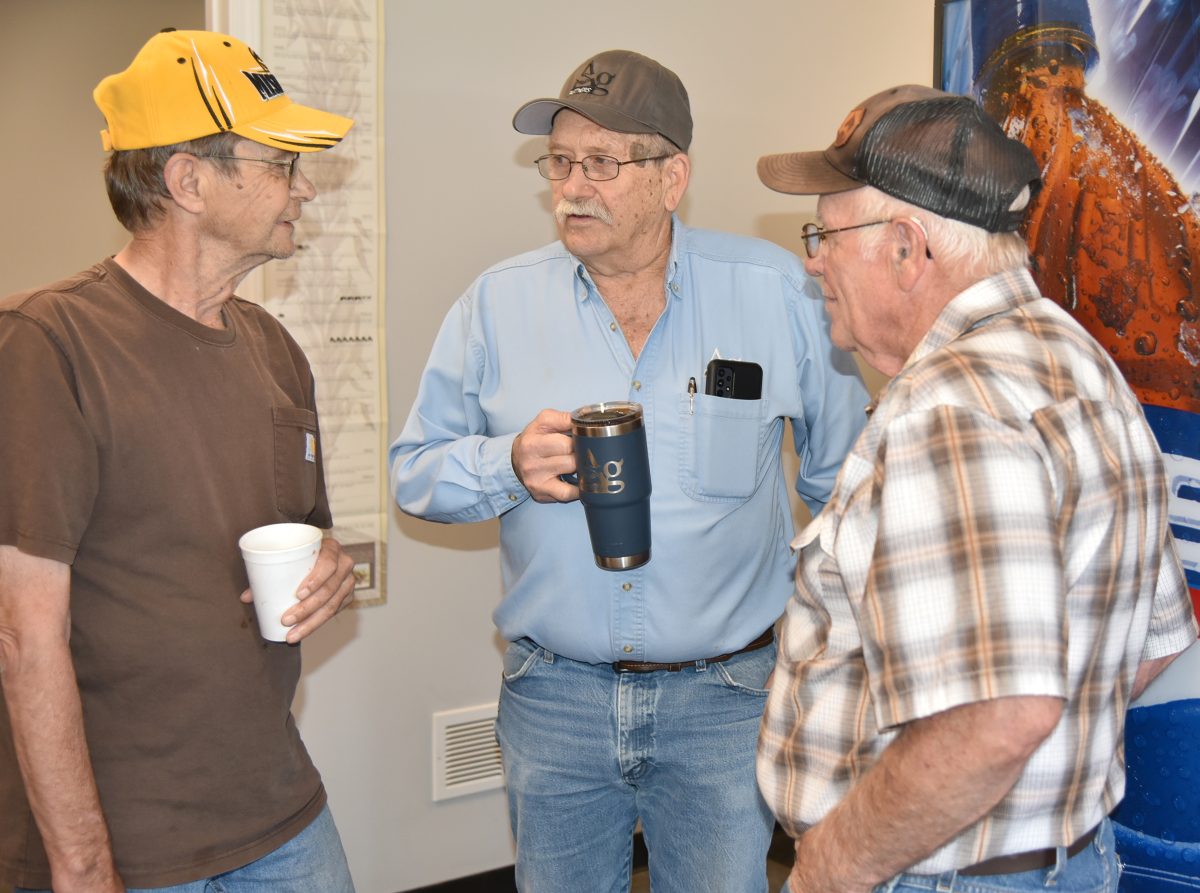 Gary Henson retires from Ag Partners in Tarkio - Farmer Publishing