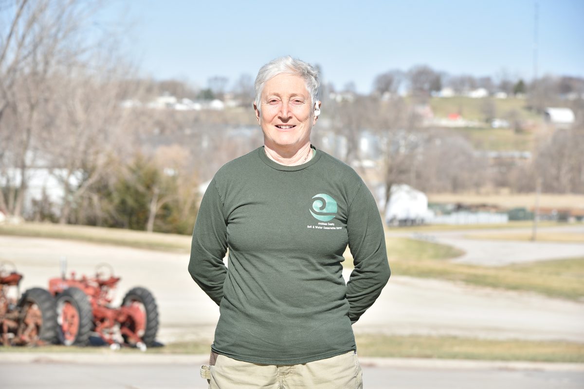 Kahn says goodbye to Soil & Water Conservation District - Farmer Publishing