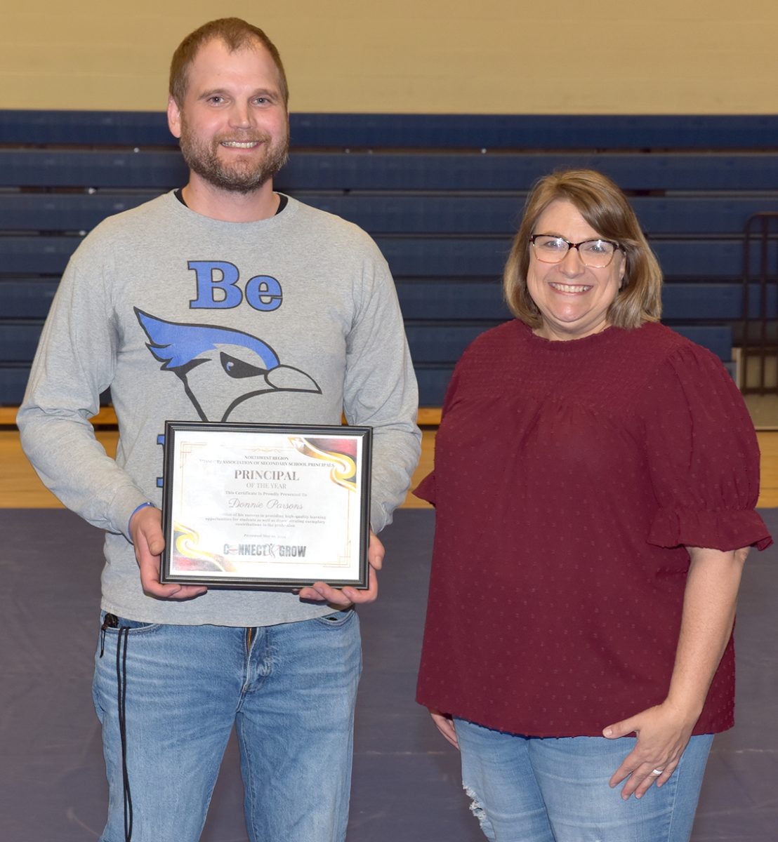 Parsons named Regional Principal of the Year - Farmer Publishing