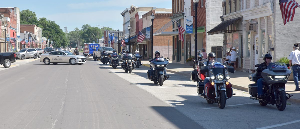 Patriot Guard Riders visit Walk of Honor - Farmer Publishing
