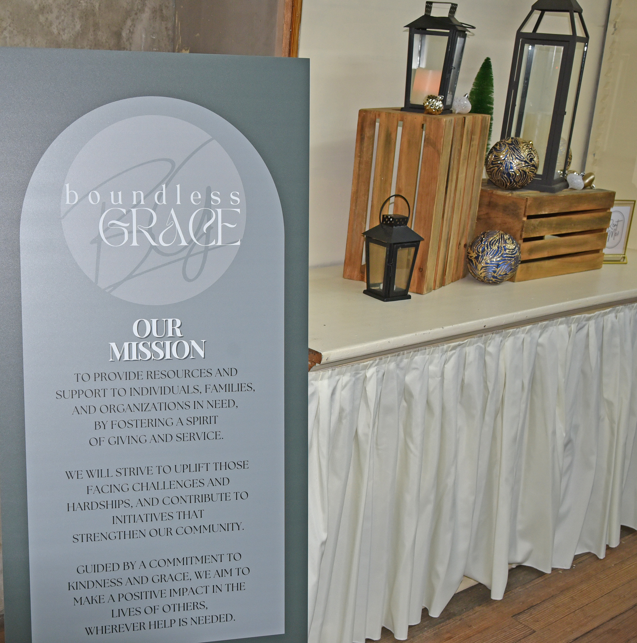 Boundless Grace hosts Christmas open house - Farmer Publishing