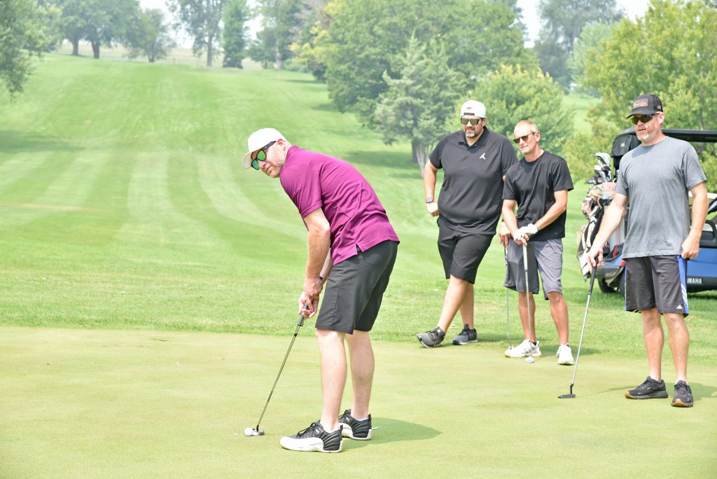 Tarkio Fire Department holds golf tournament - Farmer Publishing