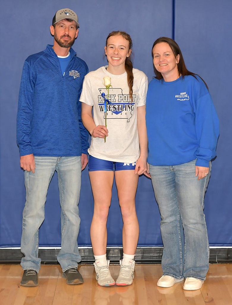 Rock Port wrestlers host scramble and senior parents’ night - Farmer ...